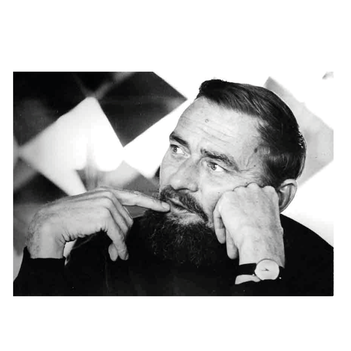 Verner Panton | Køb designlamper fra Verner Panton her | Møbelhuset2